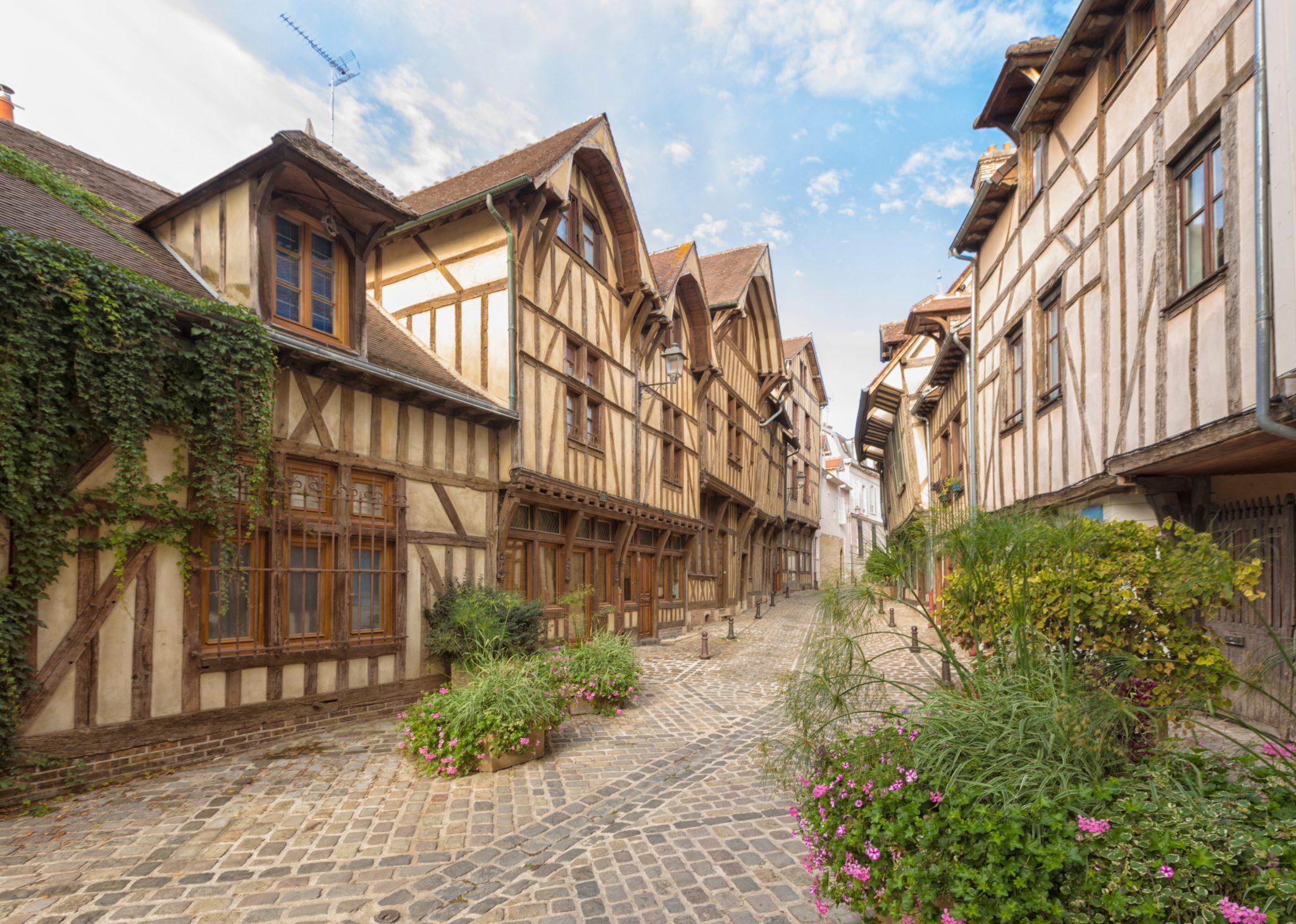 La vieille ville médiévale de Troyes - Ici en région